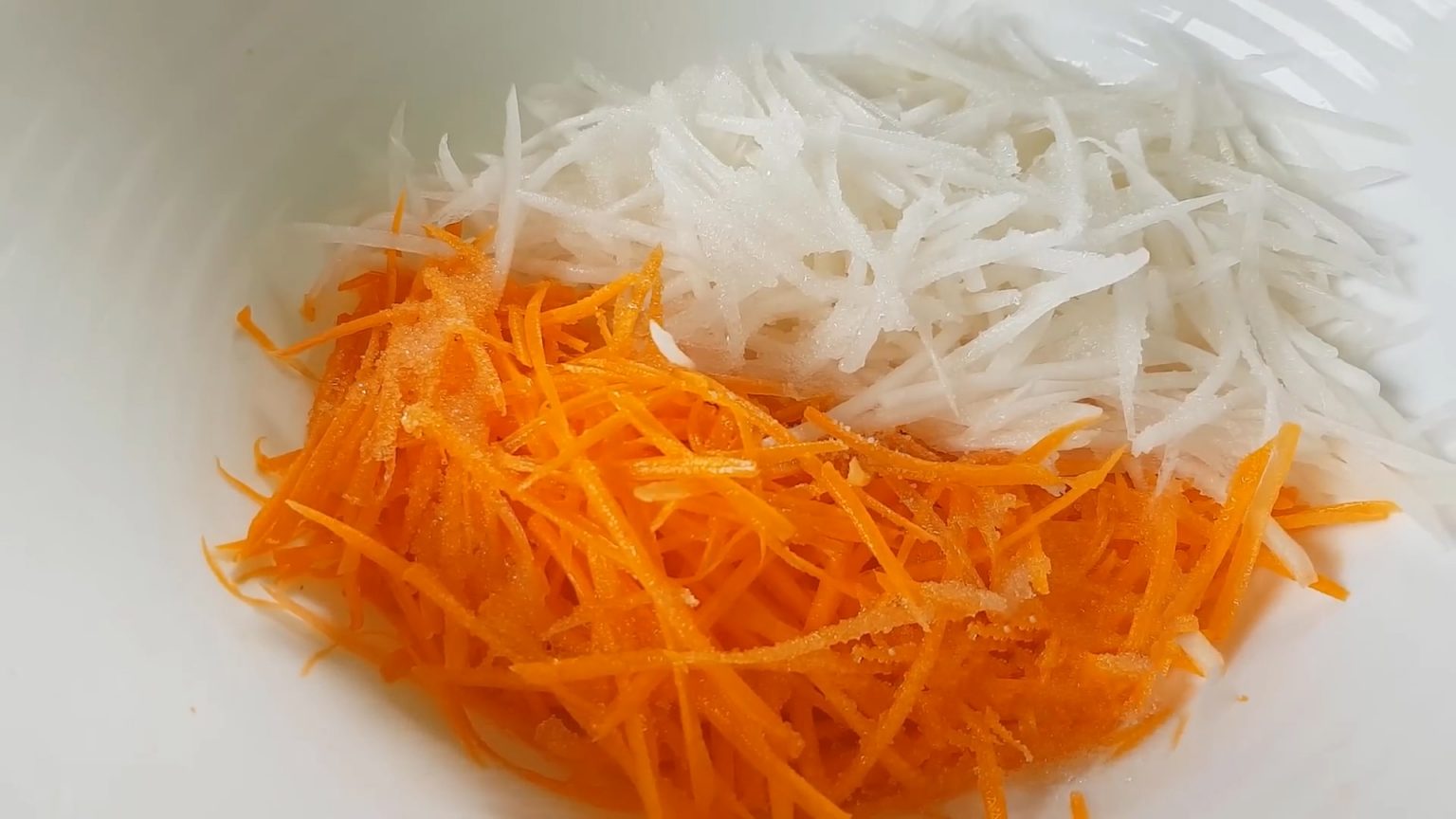 Cách làm Tương hột chấm gỏi cuốn ngon cực đơn giản